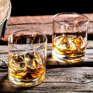 A-Z Stain Removal Guide: Instructions For Over 100 Types Of Stains